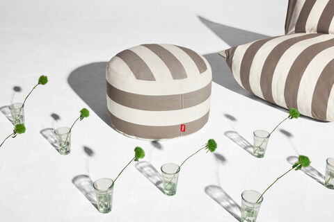 Point Large Outdoor. Oversized pouf for your garden | Fatboy