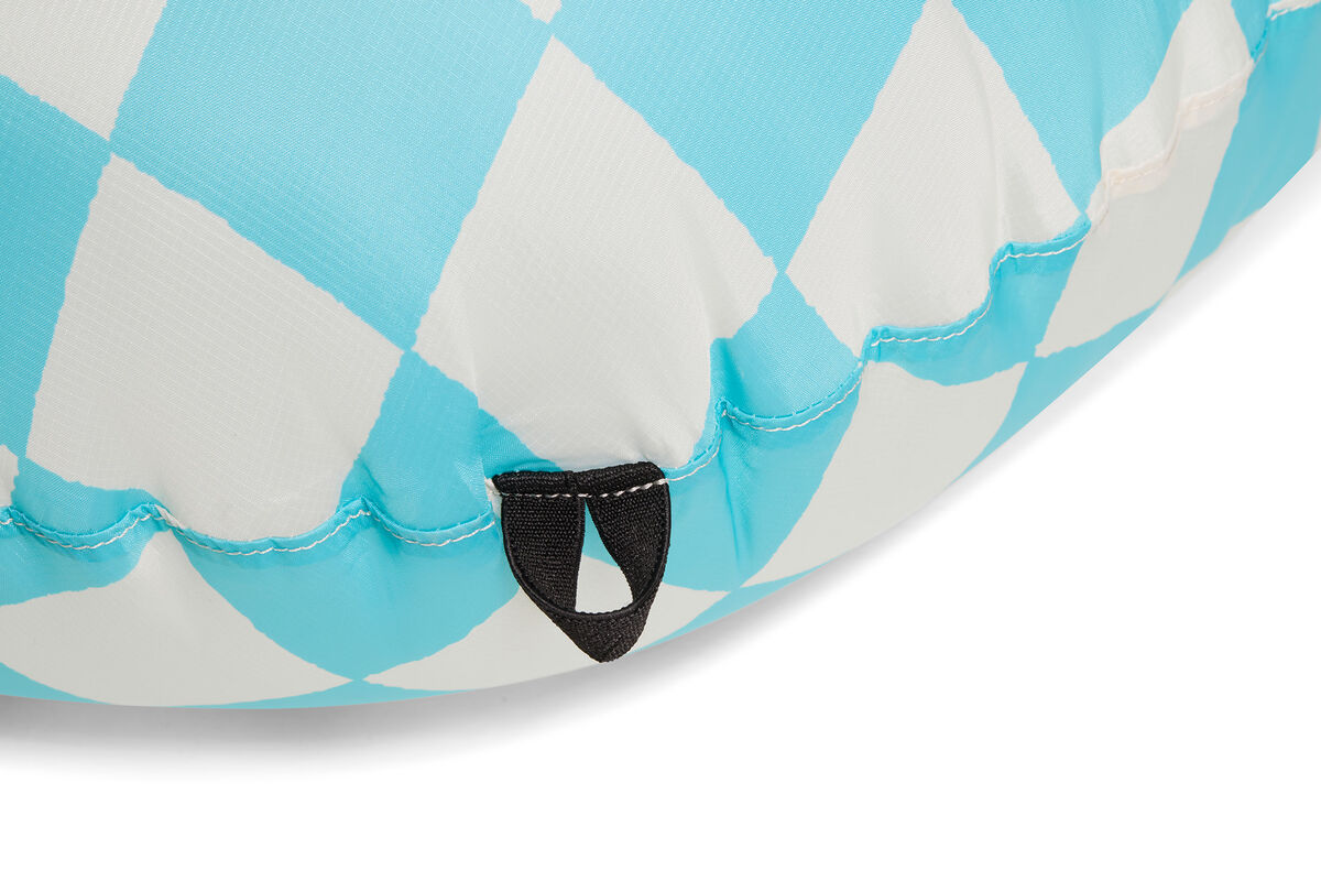 Lamzac®: the one and only air sofa for adventures | Fatboy